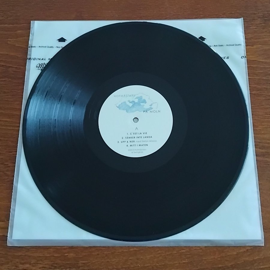 Hofmästarn - På Moln (2xLP, Album, Ltd, Num #92.. | Köp på Tradera ...