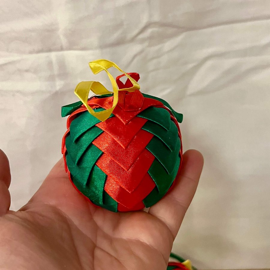 retro julgranskulor i textil ty.. | Köp från tantensmix på Tradera ...