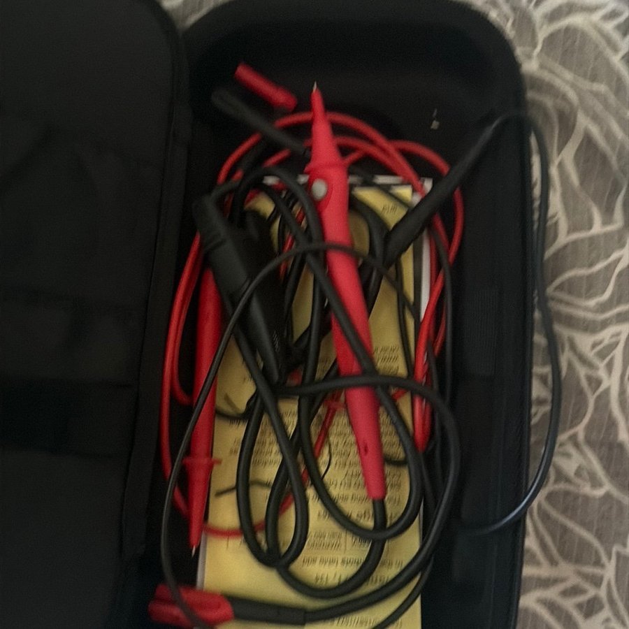 Fluke 1587 FC Isoleringsmultimeter | Köp på Tradera (733861294)