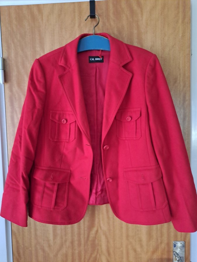 Gil Bret röd kavaj storlek 44 | Köp på Tradera (701926584)