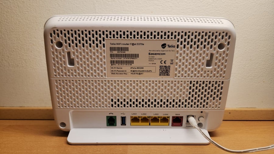 Telia WiFi-router Sagemcom F@st 5370e – Kraftfu.. | Köp på Tradera ...