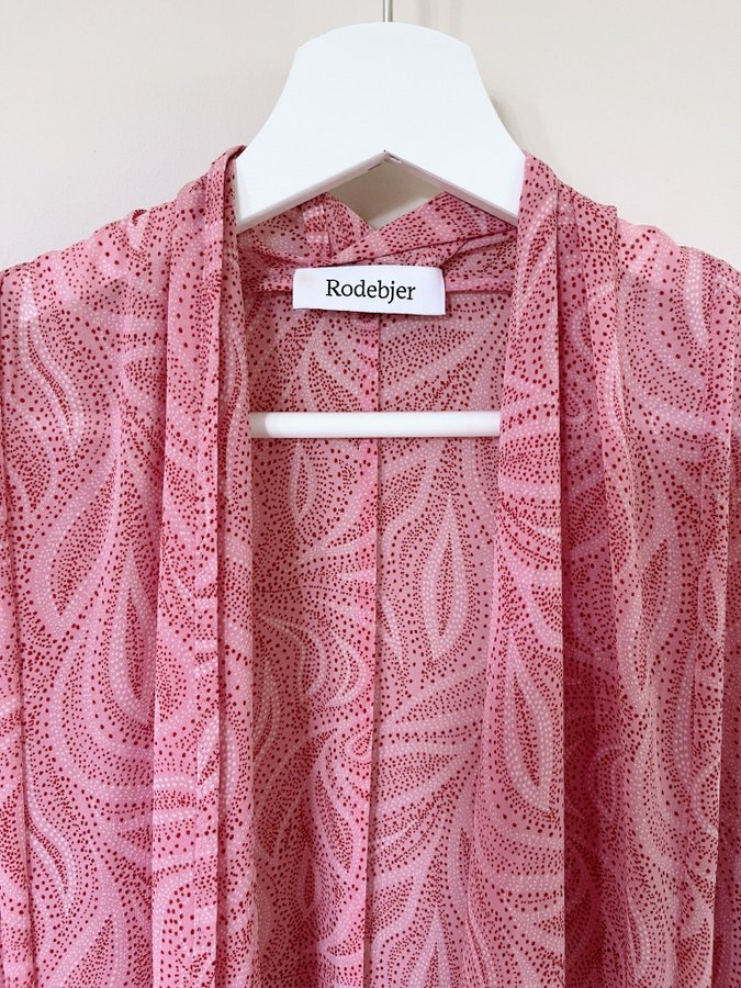 Rodebjer Olympia Waves klänning / kaftan storle.. | Köp på Tradera ...