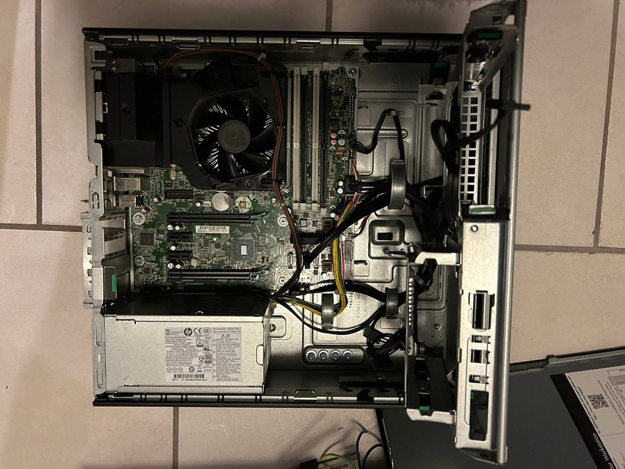 HP Z240 (SFF) Small Form Factor Workstation | Köp på Tradera (708124224)