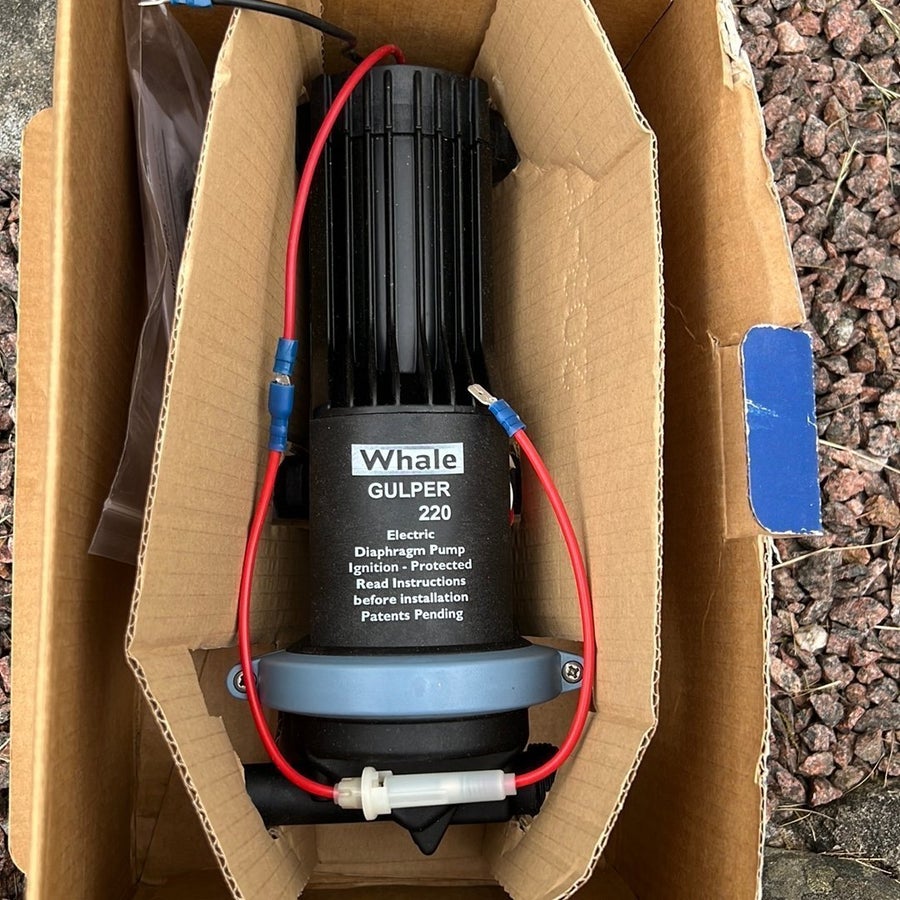 Whale Gulper 220 elektrisk membranpump | Köp på Tradera (736539594)