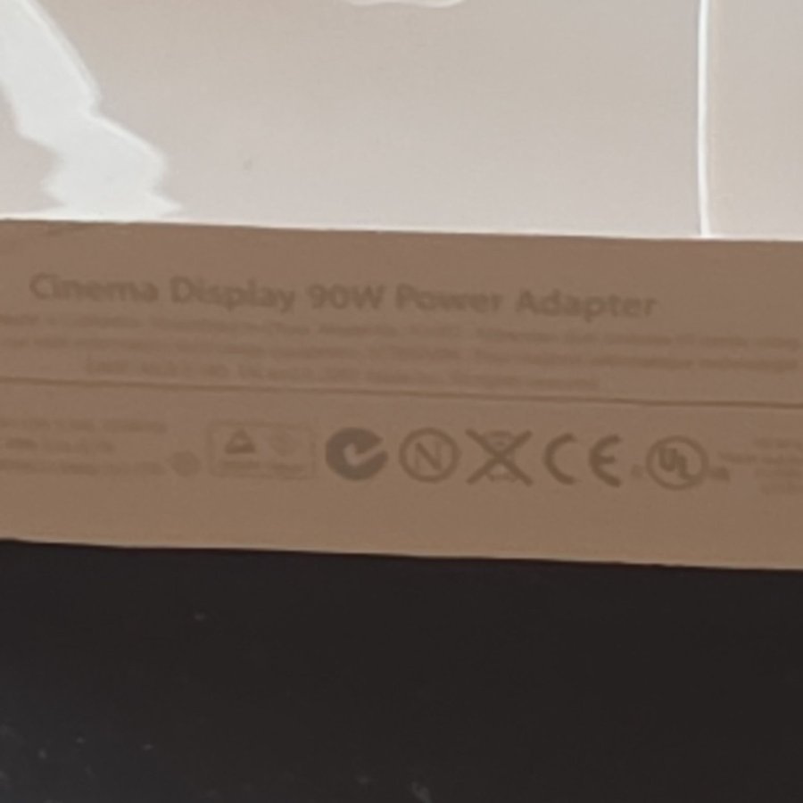 Apple Cinema Display 90W strömadapter | Köp på Tradera (733131554)