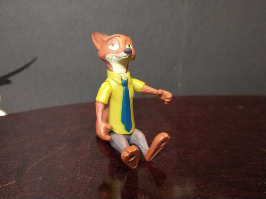 Tuffa Nick Wilde Zootropolis Disney | Köp på Tradera (701420751)