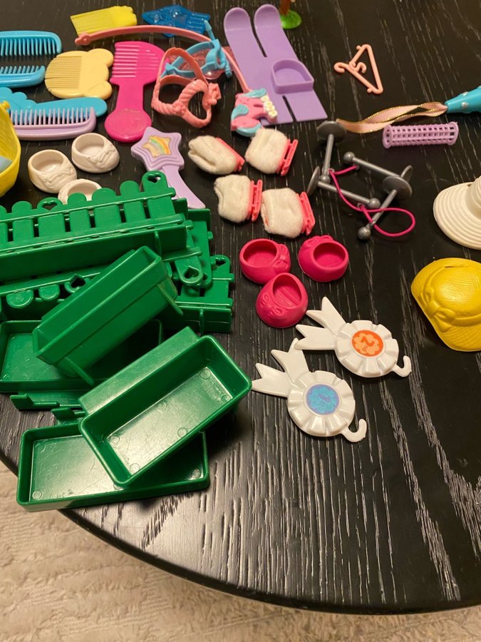My Little Pony G1/G2/G3 tillbehör stort lot – k.. | Köp på Tradera ...