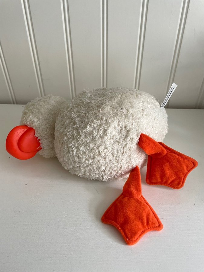 Se produkter som liknar Anki pytte gosedjur mickis le.. på Tradera ...