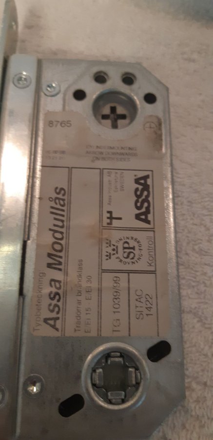 Se produkter som liknar Assa Modullås 8765 låsklass 3 på Tradera (691417226)