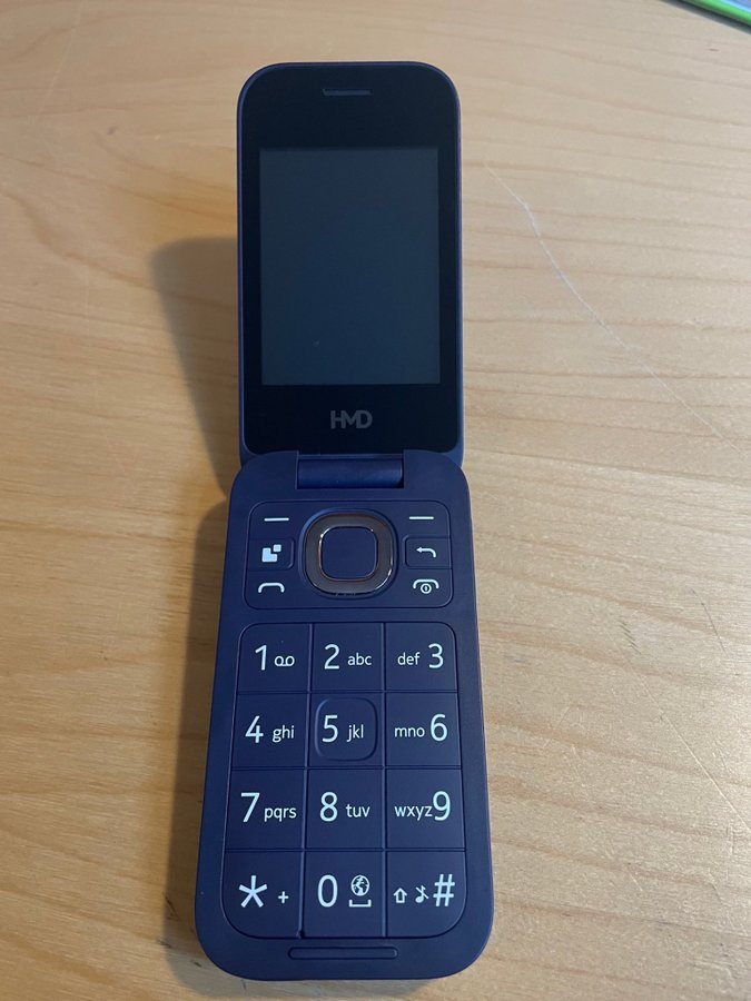 HMD 2660 Flipp/ knapptelefon/ ”Dumb phone”/ Nok.. | Köp på Tradera ...