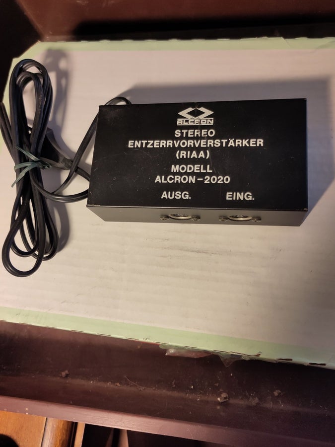 Alcron 2020 Stereo Entzerrvorverstärker (RIAA) | Köp på Tradera (736144404)
