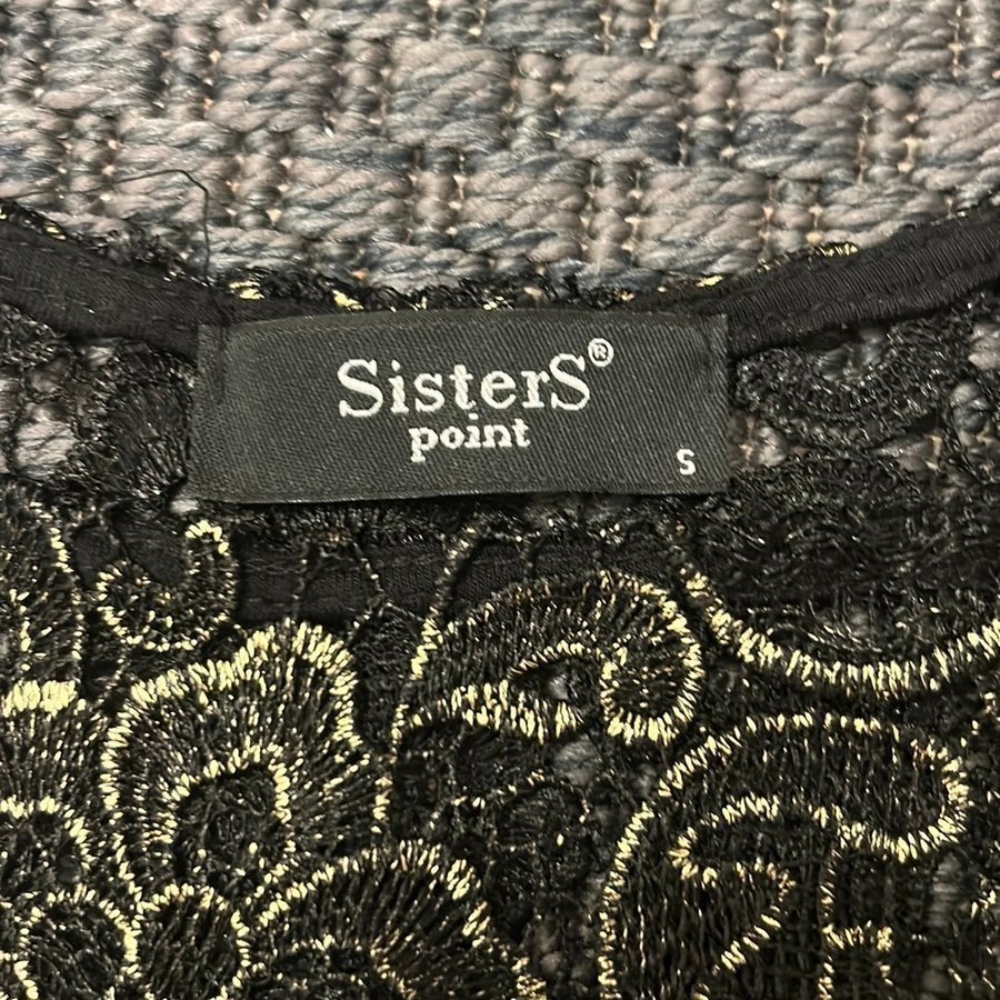 Transparent topp Sisters Stl S svart och guld b.. | Köp på Tradera ...