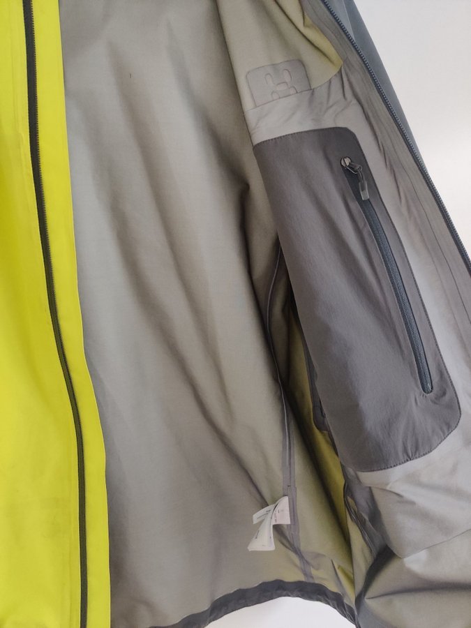 Haglöfs regnjacka Roc Spirit jacket Gore Tex | Köp på Tradera (702038281)