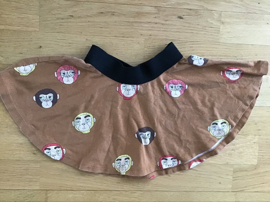 Mini Rodini 80/86 brun kjol, monkey | Köp på Tradera (699063231)
