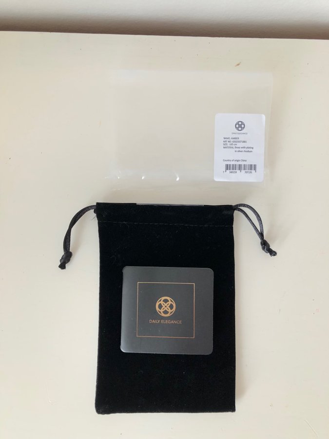 Daily Elegance Halsband Amber | Köp på Tradera (710152780)