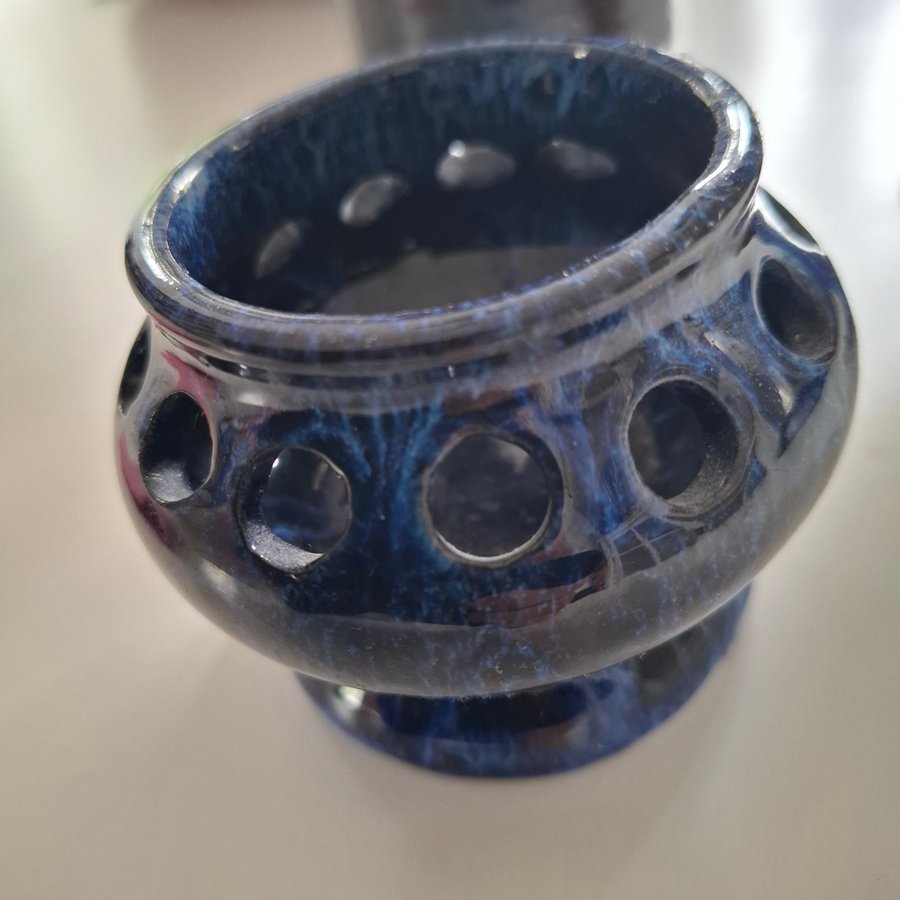 Blandad blå keramik Visby bla, 60-70-talet | Köp på Tradera (714498806)