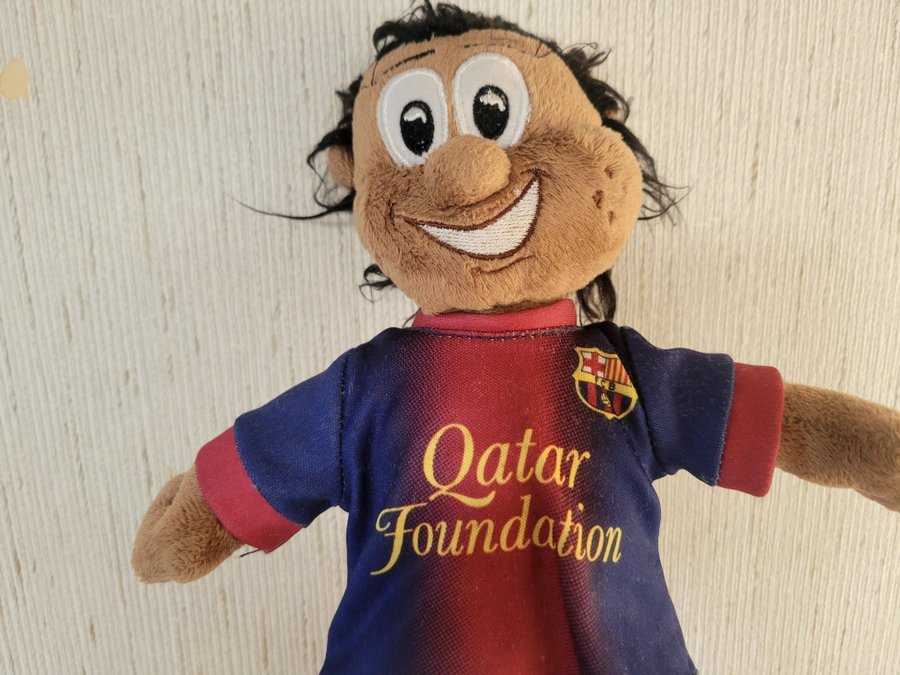FC BARCELONA. Fotboll Maskot [ MESSI ] Höjd 26 .. | Köp på Tradera ...