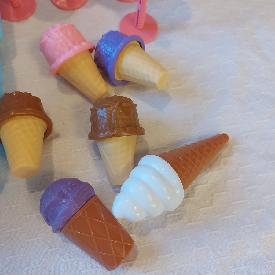 Väska med glass strutar, leka affär | Köp på Tradera (714456363)