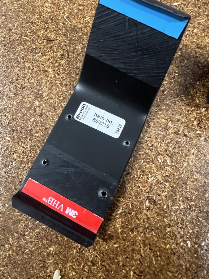 Brodit ProClip och fäste | Köp på Tradera (701852705)