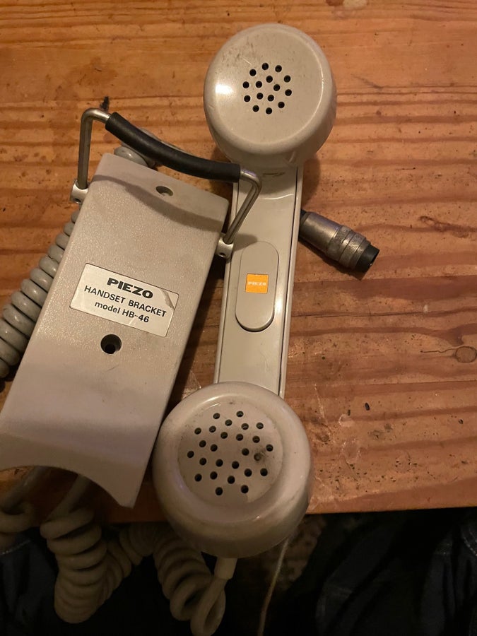 Piezo Handset Bracket Modell HB-46 med Telefonlur | Köp på Tradera ...