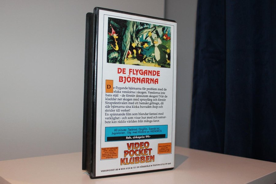 VHS - De flygande björnarna (Vi.. | Köp från Kaptenkrok på Tradera ...
