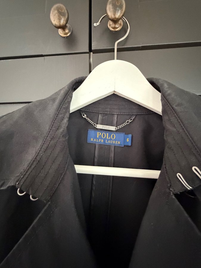 Polo Ralph Lauren svart trenchcoat, storlek 6 | Köp på Tradera (733396237)