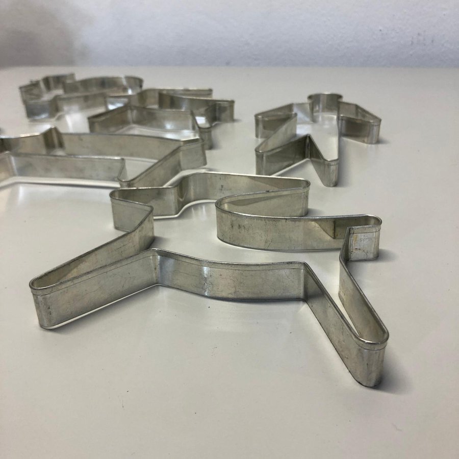 Se produkter som liknar Pepparkaksformar 7 st Stora F.. på Tradera ...