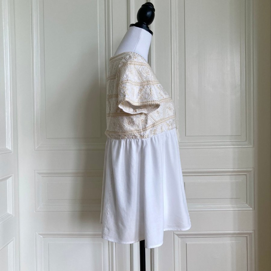 Odd Molly Vit / Beige Blus storlek 2 (ca 38 / 40) | Köp på Tradera ...