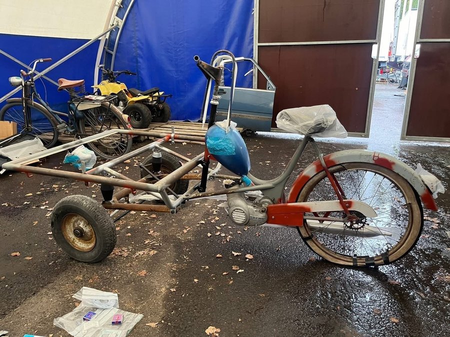 Flakmoped 1210 | Köp på Tradera (711865256)