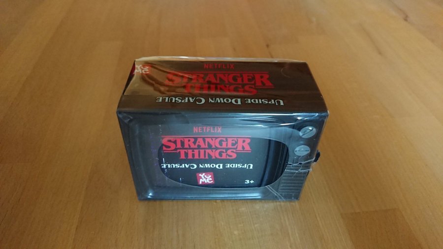 Stranger Things Upside Down Capsule - Dustin Fi.. | Köp på Tradera ...