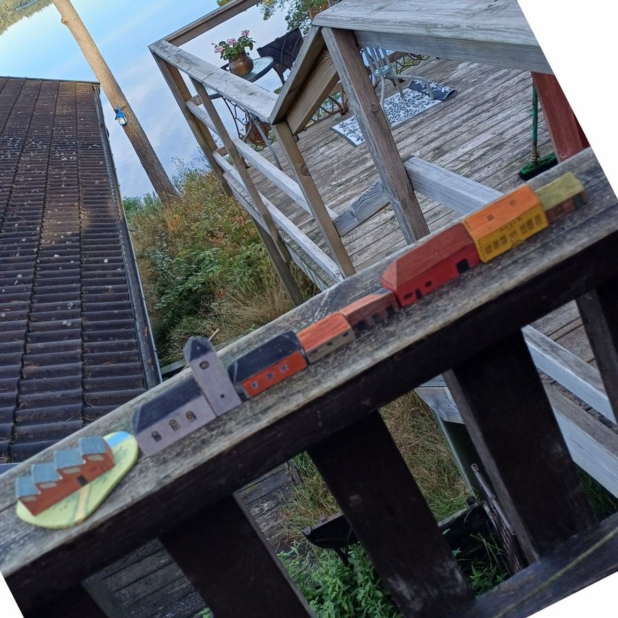 Gammal Trästad - Samlarobjekt Har varit använd .. | Köp på Tradera ...