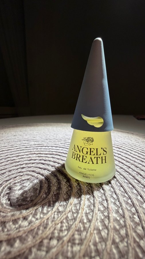 Angel's Breath Eau de Toilette - Angelitos Paris | Köp på Tradera ...