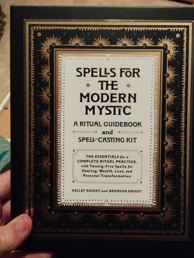 Spells for the Modern Mystic: A Ritual Guideboo.. | Köp på Tradera ...