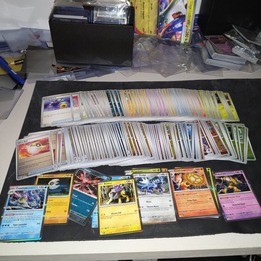 Mega Evolutions 215st inga dubbletter!! 13 holo.. | Köp på Tradera ...