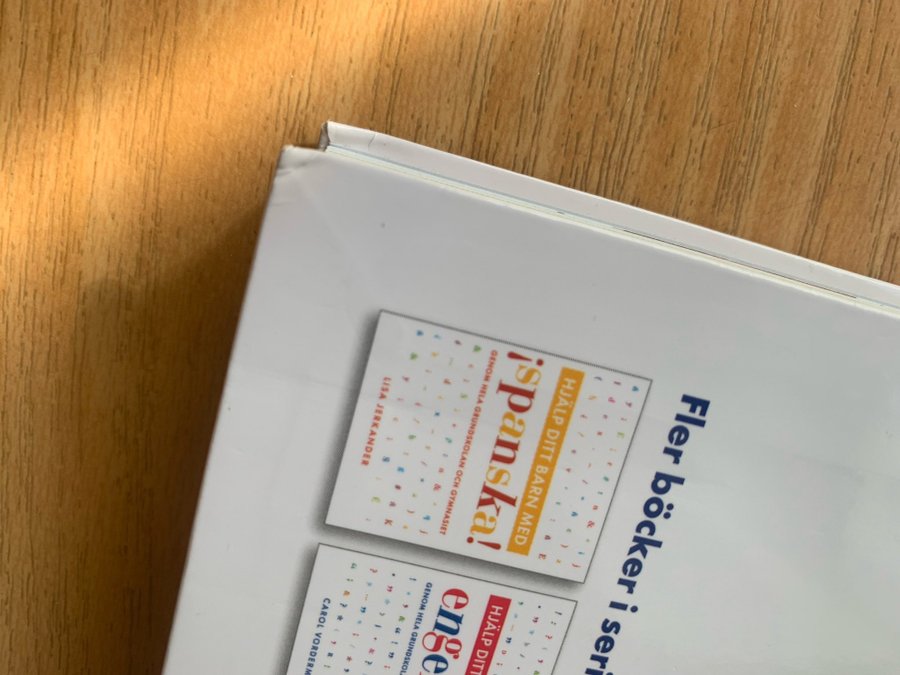 Se produkter som liknar Hjälp ditt barn med matte av .. på Tradera ...