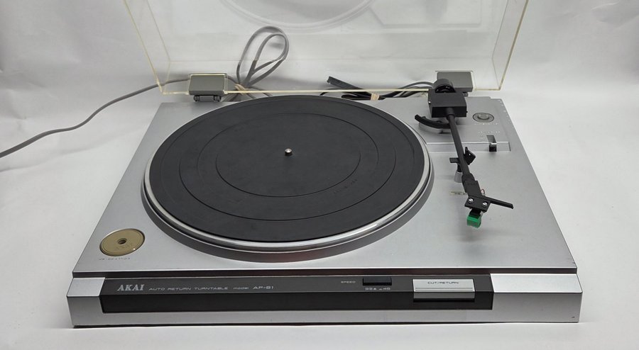 AKAI AP-B1 Auto Return Skivspelare | Köp på Tradera (734019081)