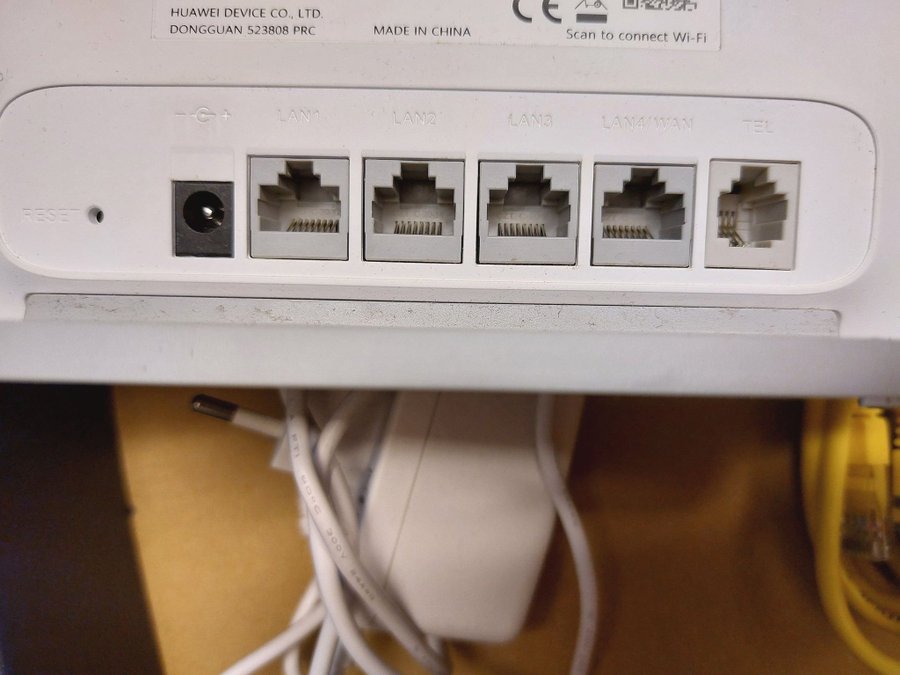 Tele2 Router 4G Huawei B535-235a | Köp på Tradera (705803015)