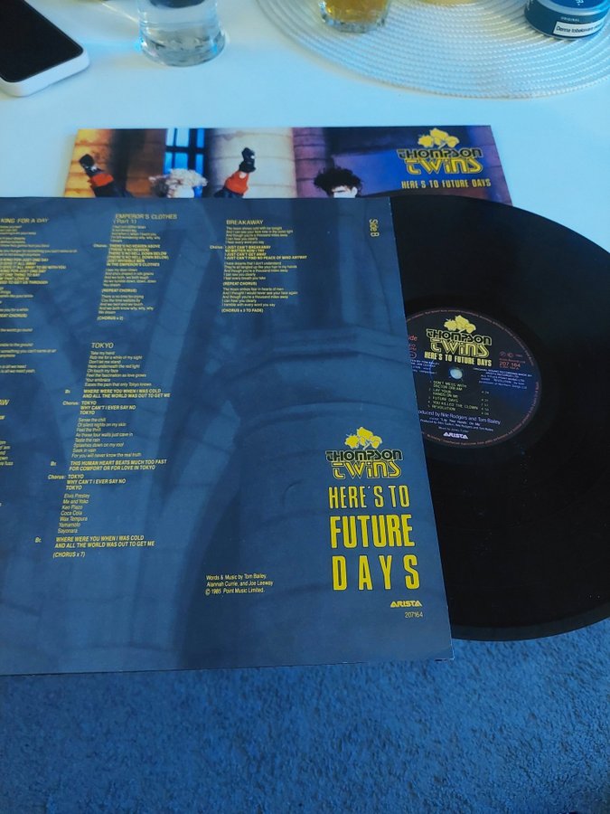 Thompson Twins - Here's To Future Days - LP | Köp på Tradera (709313823)