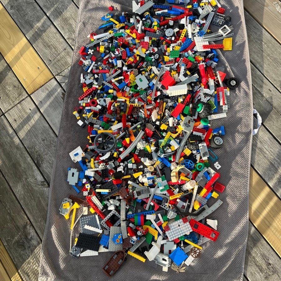 Lego blandade bitar cirka 5kg | Köp på Tradera (734428344)