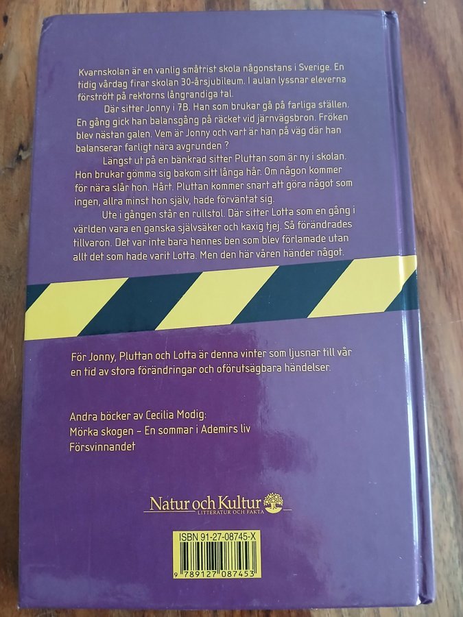 Jag brukar gå på farliga ställen - Cecilia Modig | Köp på Tradera ...