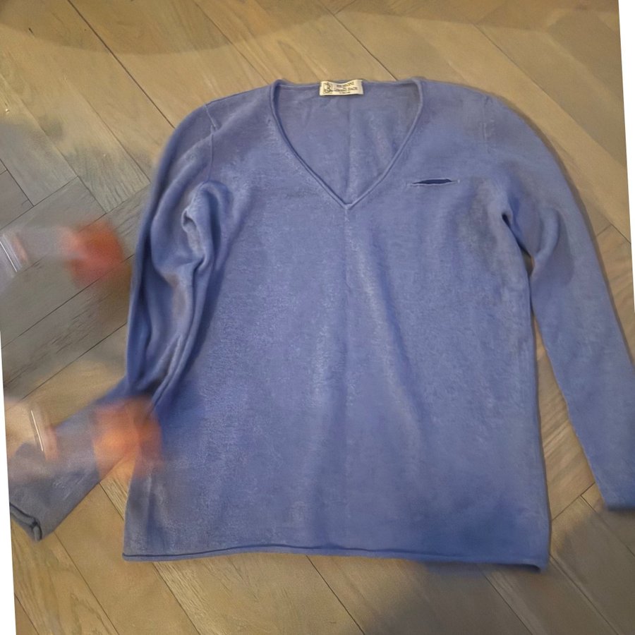 Fioroni Lorenz Bach Gstaad blå cashmere tröja | Köp på Tradera (713189862)