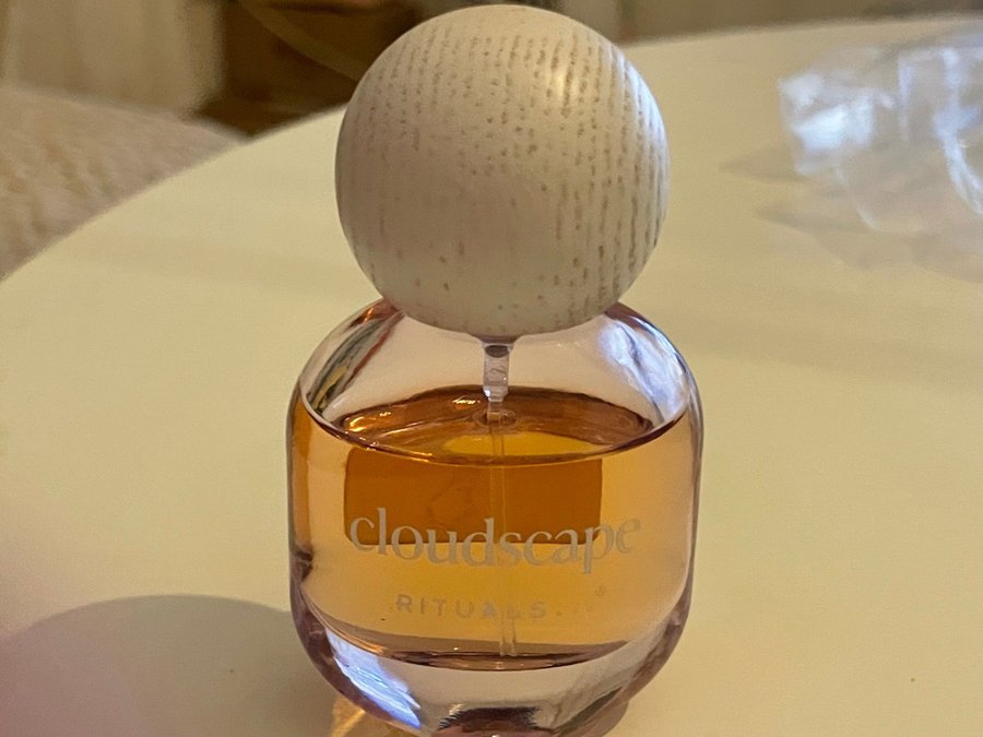 Se produkter som liknar Rituals Cloudscape Eau de Par.. på Tradera (696298713)
