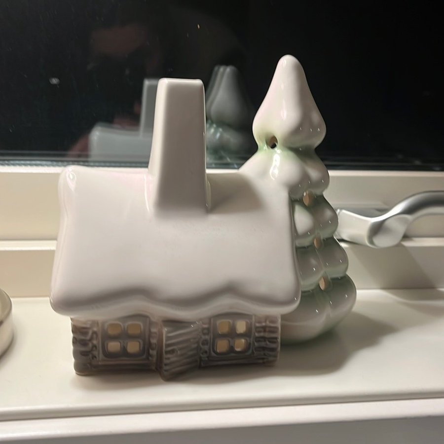 Rolf Berg hus jul keramik tomte | Köp på Tradera (701122317)