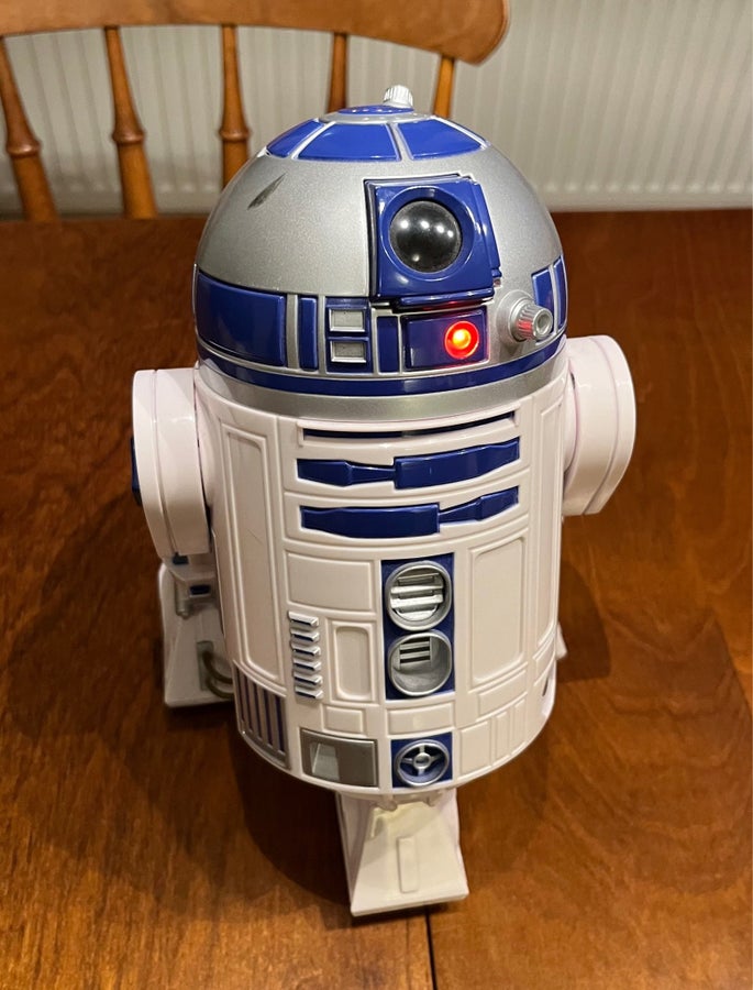 Se produkter som liknar Star Wars R2-D2 Robot på Tradera (710739681)