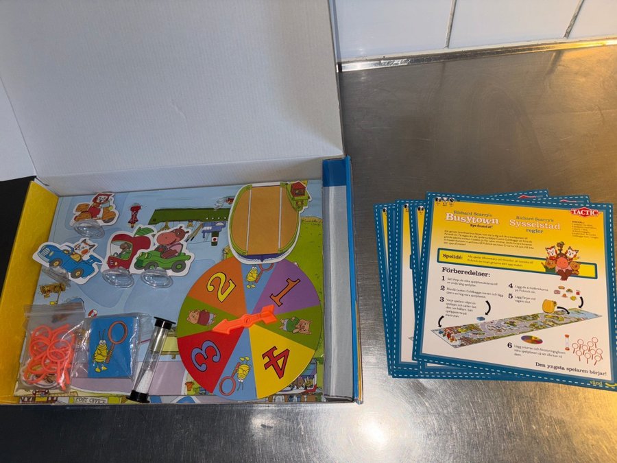 Richard Scarry's Busytown / Sysselstaden brädsp.. | Köp på Tradera ...