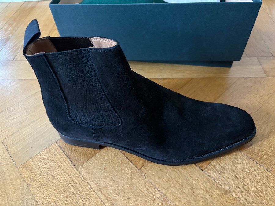 NYA Crockett & Jones Lingfield Black Nubuck 920.. | Köp på Tradera ...