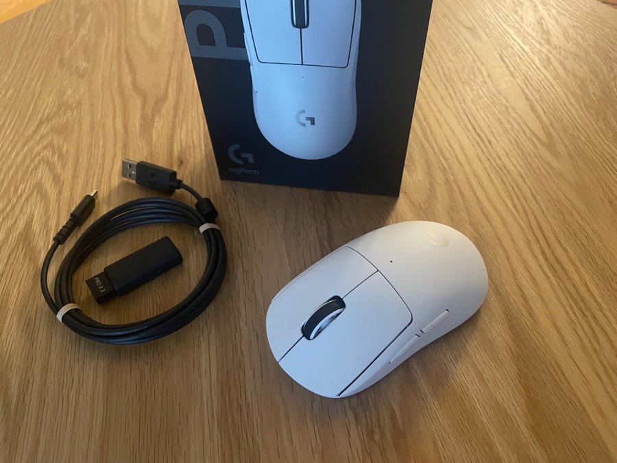 Logitech G PRO X SUPERLIGHT 2 (i princip ny) | Köp på Tradera (710165206)