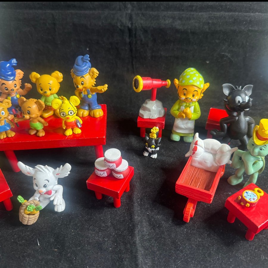 Stort Bamse-set med figurer och tillbehör | Köp på Tradera (732955333)
