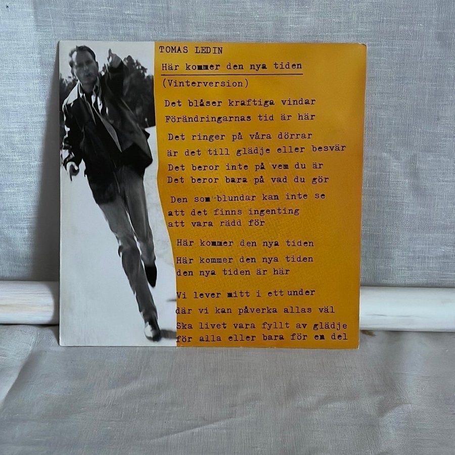 Tomas Ledin - Här kommer den nya tiden | Köp på Tradera (703064391)