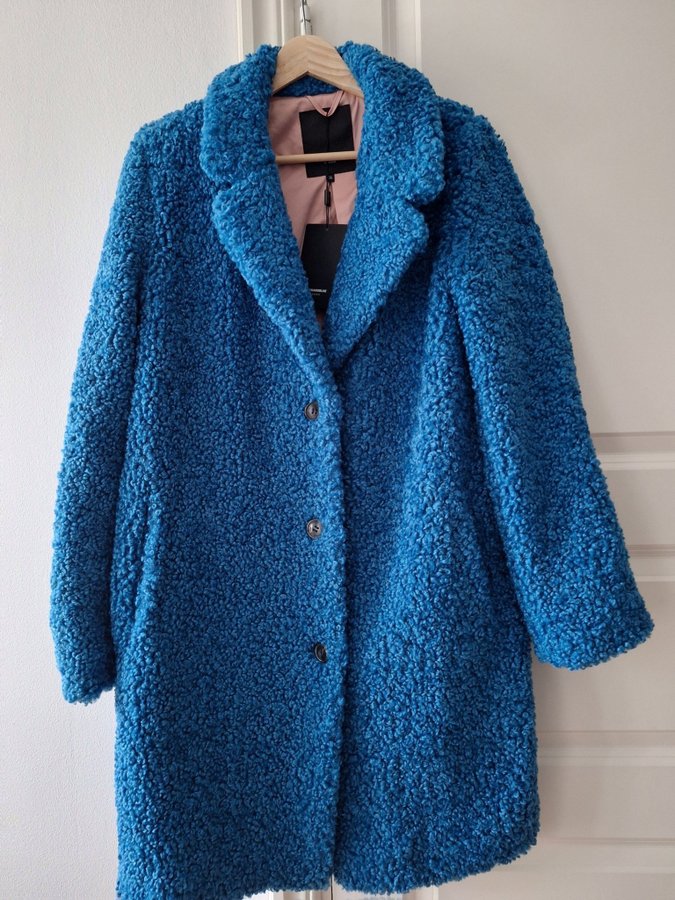 Ny! Rockanblue kappa i storlek 36 | Köp från RokiPoki på Tradera ...